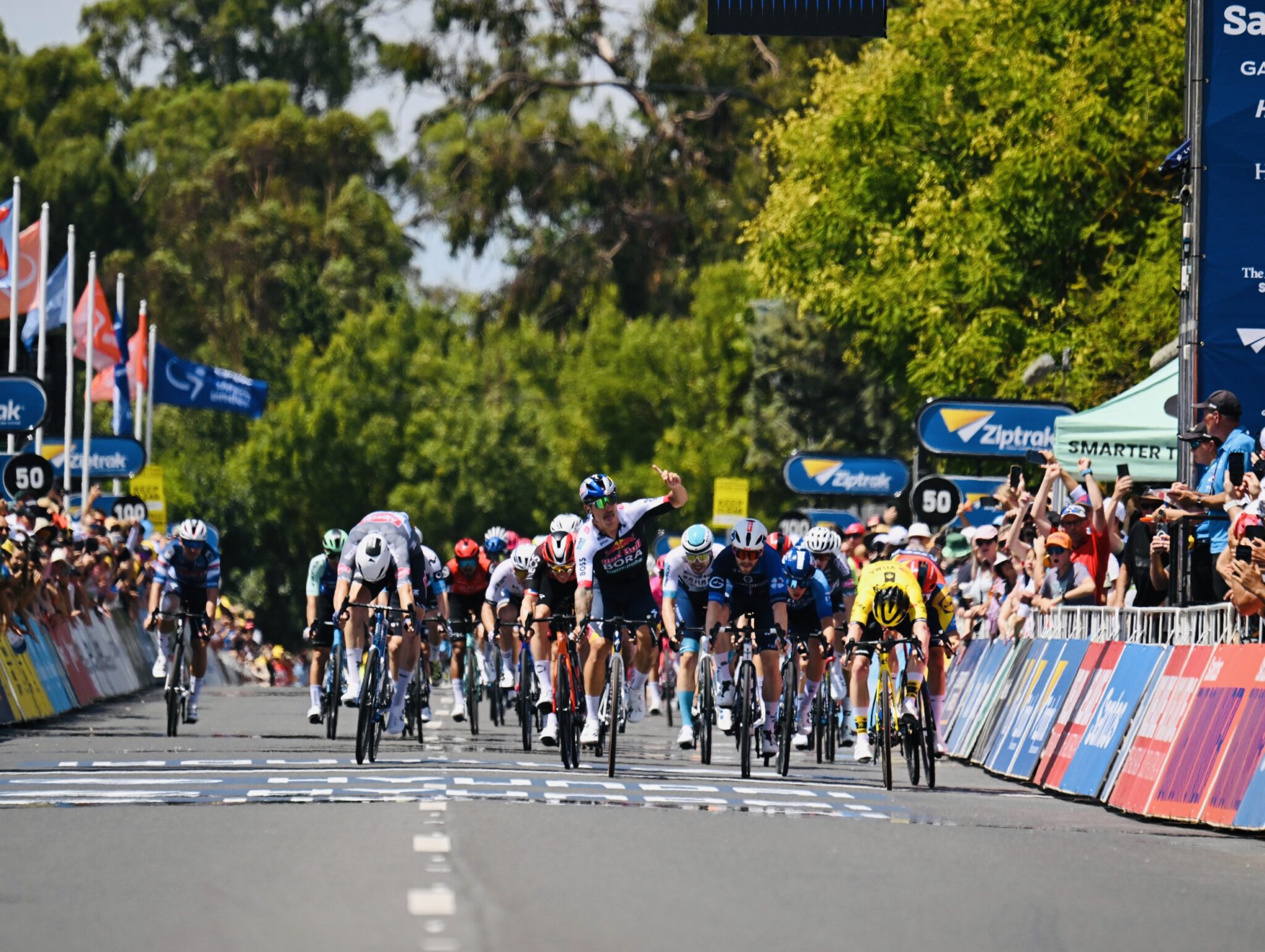 Sam Welsford Powers to TDU Stage 1 Victory – RIDE ON