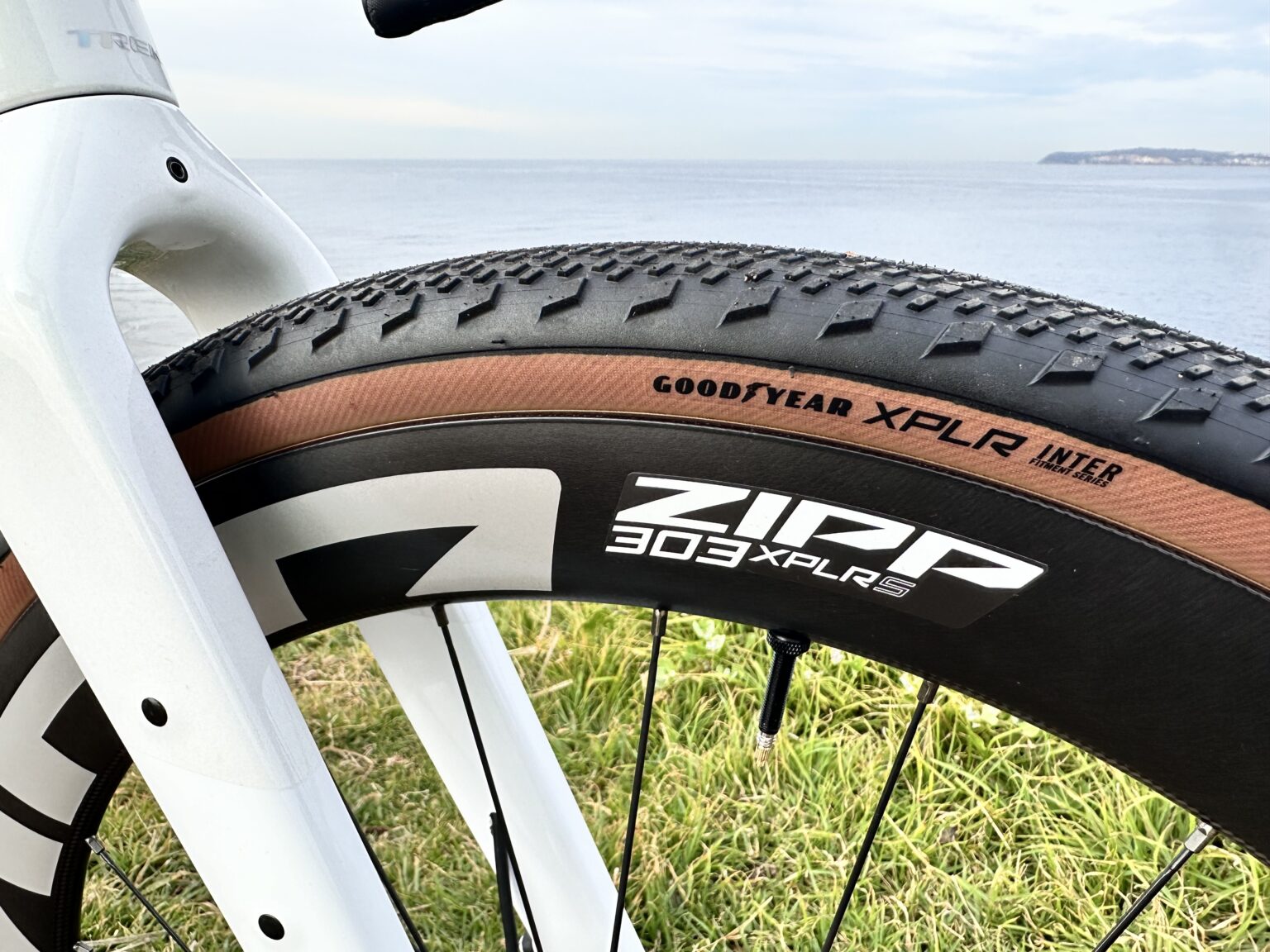 Trek Checkpoint & SRAM RED 13-Speed Tested – RIDE ON