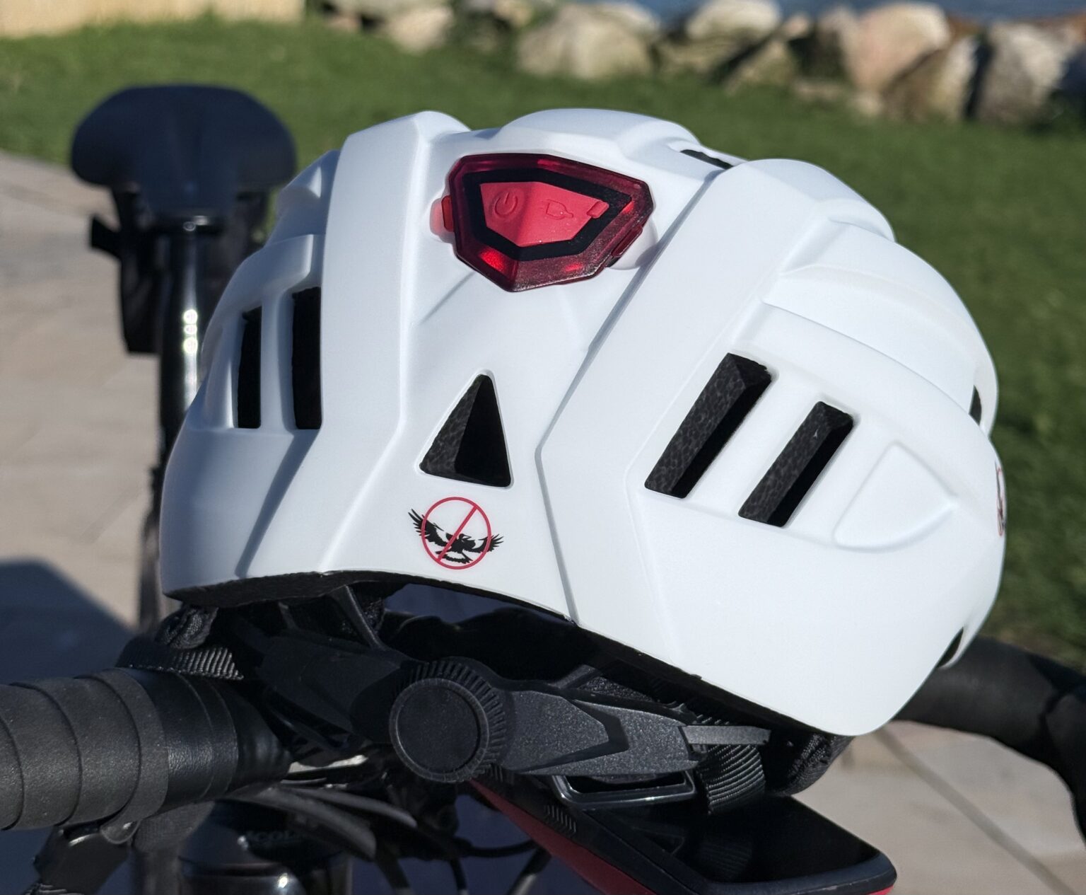Magpie Season: Pie Proof Helmet Reviewed – RIDE ON